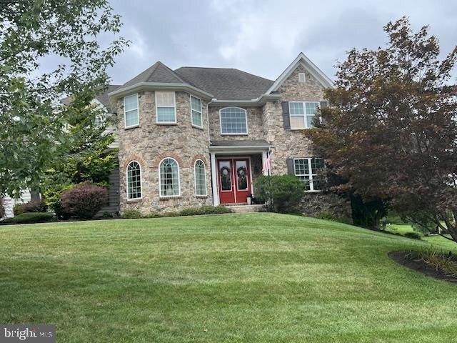 Westhampton Ter, Elizabethtown, Home For Sale