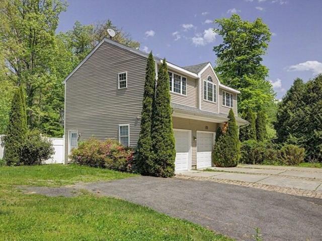 Westhampton Rd, Northampton, Home For Sale
