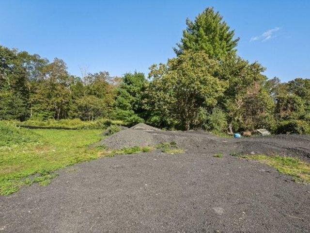 Weston CT 06883 LS103069824