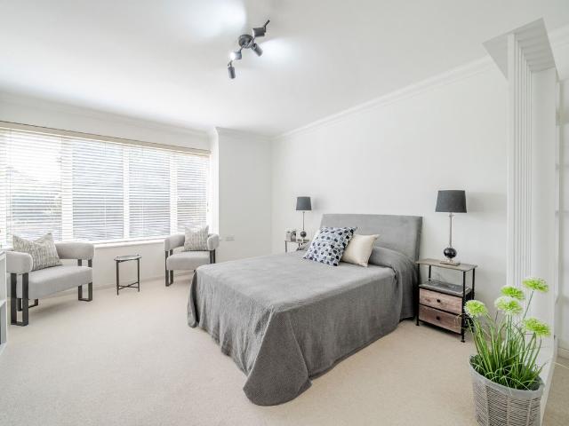 Weston Green Road, Thames Ditton KT7, Studio to rent, £1,275 pcm | PrimeLocation