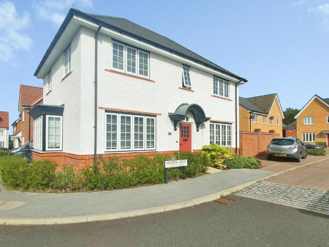 Weston Drive, BURY ST. EDMUNDS 4 bed house to rent £2,300 pcm £531 pw