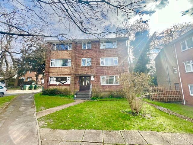 Weston Lane, Weston, Southampton, Hampshire SO19, 1 bed flat to rent, £950 pcm | PrimeLocation