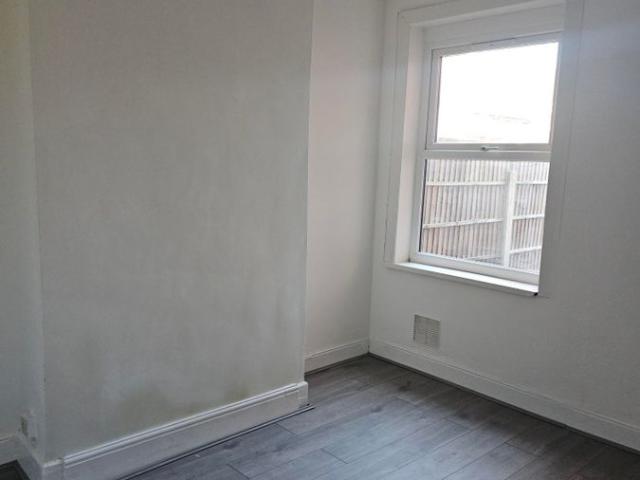 Weston Lane, Birmingham B11, 2 bed terraced house to rent, £1,000 pcm | PrimeLocation