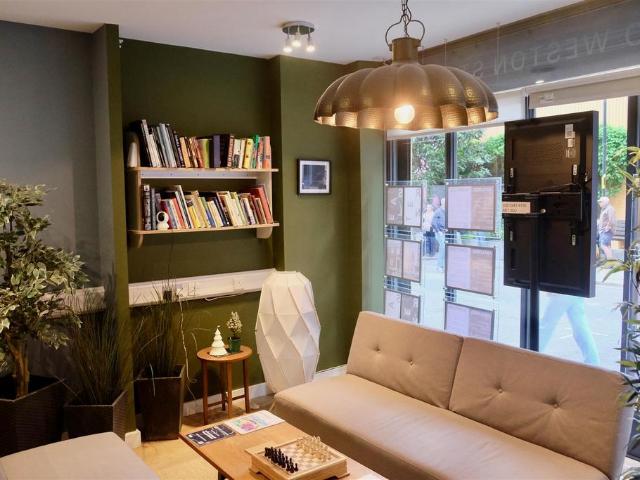 Weston Street, London Property to rent £2,917 pcm £673 pw