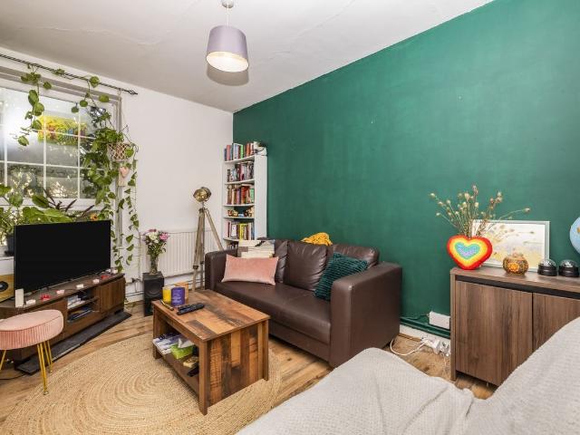 Weston Street, London SE1, 3 bed flat to rent, £2,800 pcm | PrimeLocation
