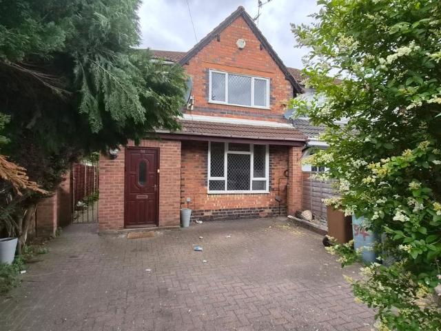 Weston Street, Walsall, West Midlands WS1, 3 bed semi detached house to rent, £1,195 pcm | PrimeLocation