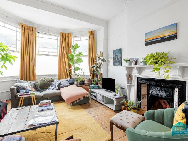 Weston Park, Crouch End, London N8, 1 bed flat to rent, £2,495 pcm | PrimeLocation