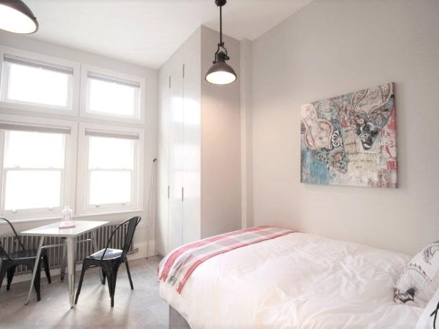 Weston Park, Crouch End, London N8, Studio to rent, £1,150 pcm | PrimeLocation