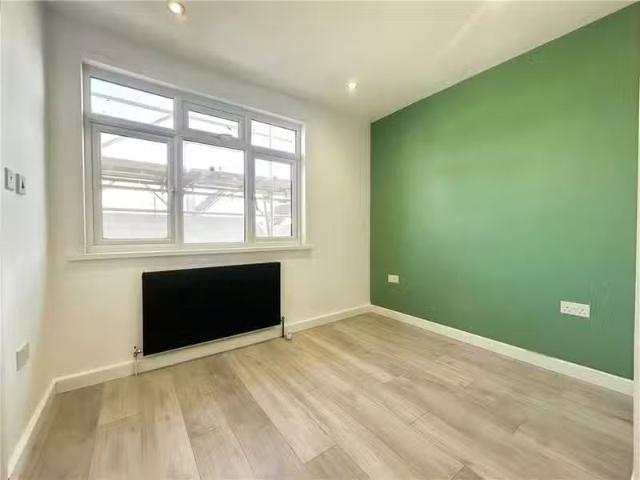 Weston Road, Guildford, Surrey, GU2 8AS