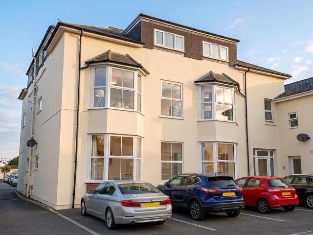 Weston Road, Portland DT5, 2 bed flat to rent, £900 pcm | PrimeLocation