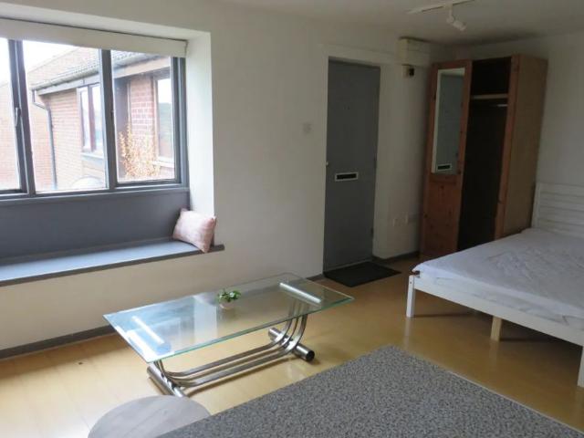 Weston Way, NEWMARKET