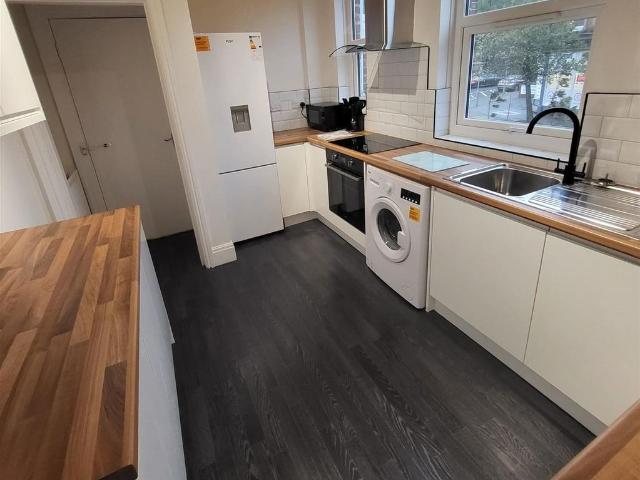 Westoe Road, South Shields NE33, 3 bed maisonette to rent, £900 pcm | PrimeLocation
