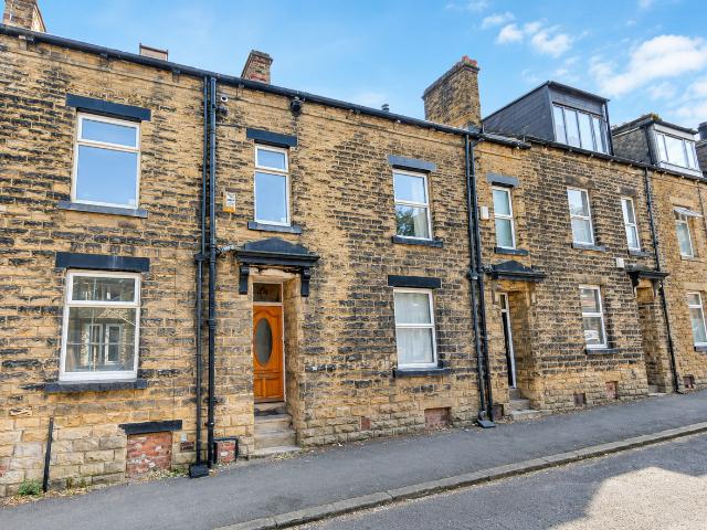 Westover Road, Bramley, Leeds, West Yorkshire LS13, 4 bed terraced house to rent, £1,300 pcm | PrimeLocation