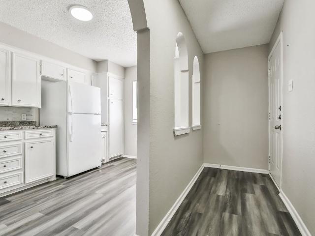 Westlake Apartments 2 Bedroom Apartment for Rent at 5128 Aberdeen Ave, Lubbock, TX 79414