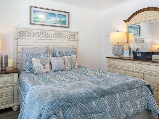 Westlake Landing 5 Bedroom Apartment for Rent at 9108 Red Bird Ln, Jacksonville, FL 32220 Cisco Gardens