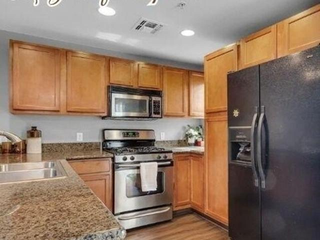 Westlake Pkwy Unit,sacramento, Condo For Sale