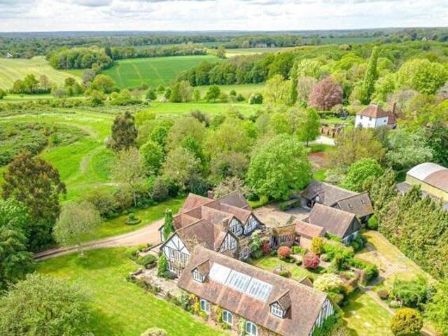 Westland Green, Hertfordshire, 6 Bedroom Detached