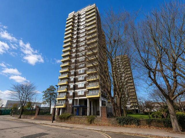 Westland House, London, E16 1 bed flat to rent £1,450 pcm £335 pw