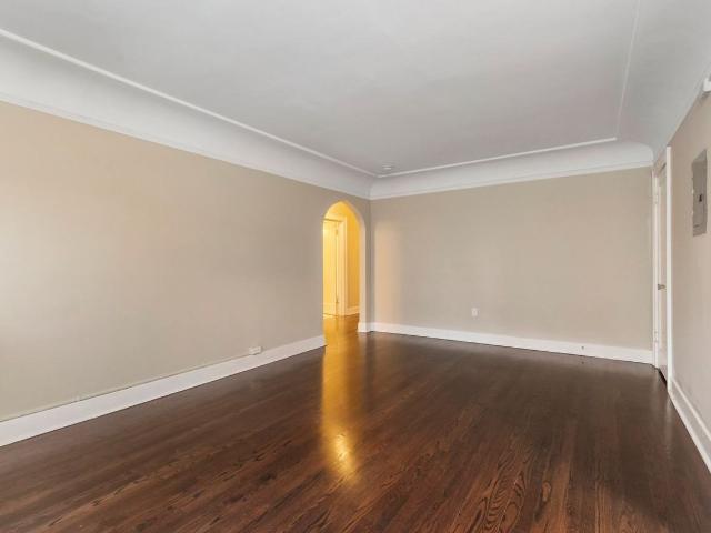 Westland Manor 1 Bedroom Apartment for Rent at 220 16th Ave E, Seattle, WA 98112 Stevens