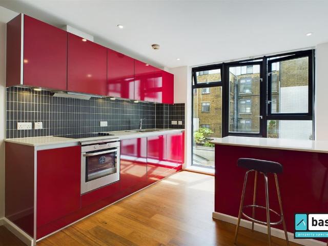 Westland Place, London N1, 3 bed flat to rent, £3,850 pcm | PrimeLocation