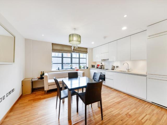 Westland Place, London N1, London, 3 bed flat to rent, £4,000 pcm | PrimeLocation