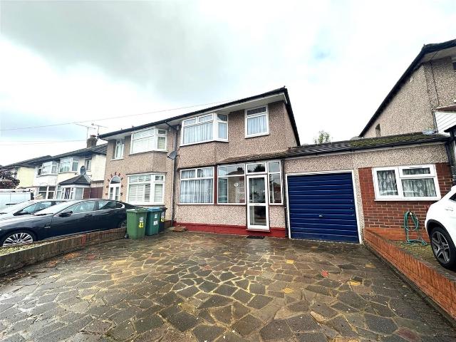 Westlea Avenue, Watford WD25, 3 bed semi detached house to rent, £2,100 pcm | PrimeLocation