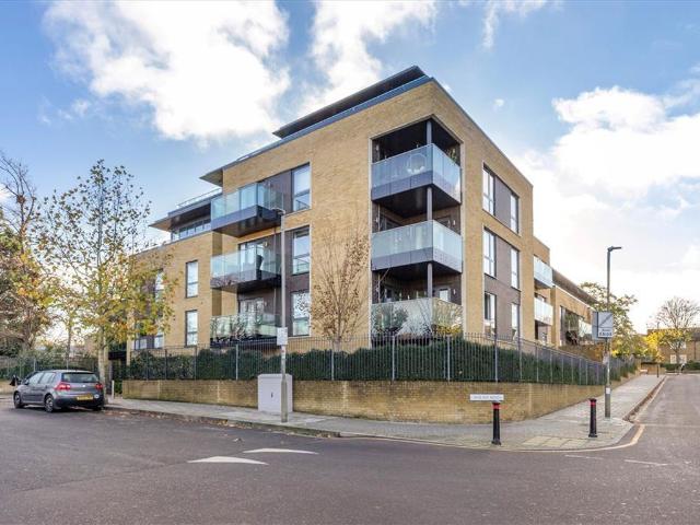 Westleigh Avenue, Putney SW15, 2 bed flat to rent, £2,750 pcm | PrimeLocation