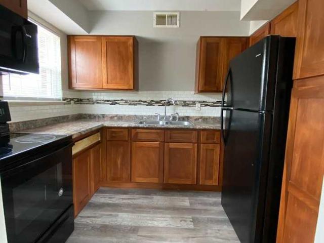 Westmount Apartments 2 Bedroom Apartment for Rent at 170 Westmount Dr, Farmington, MO 63640