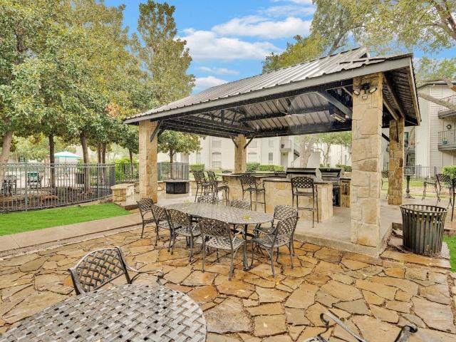 Westmount at River Park 1 Bedroom Apartment for Rent at 3309 Riveroad Ct, Fort Worth, TX 76116 River Park