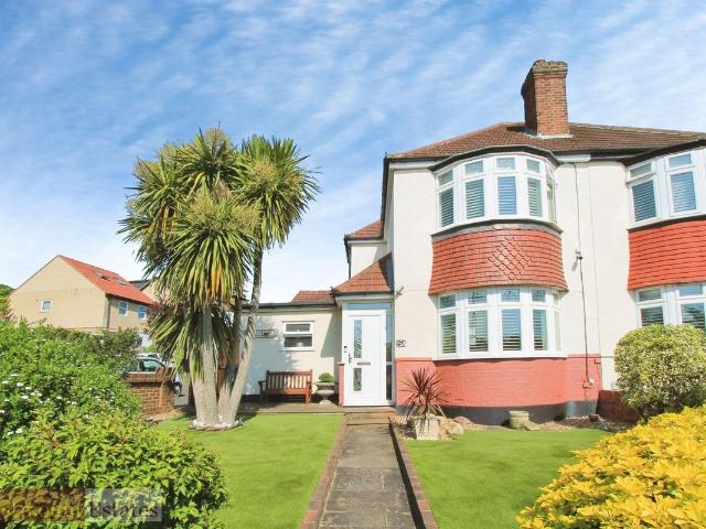 Westmount Road, London SE9, 2 bed semi detached house to rent, £2,000 pcm | PrimeLocation