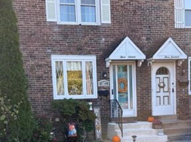 Westmont Dr, Collingdale, Home For Sale