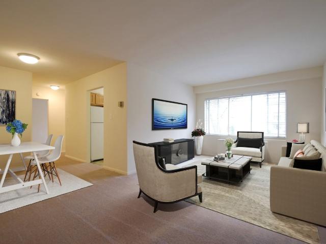 Westmont Gardens Apartments 2 Bedroom Apartment for Rent at 3860 Columbia Pike, Arlington, VA 22204 Douglas Park