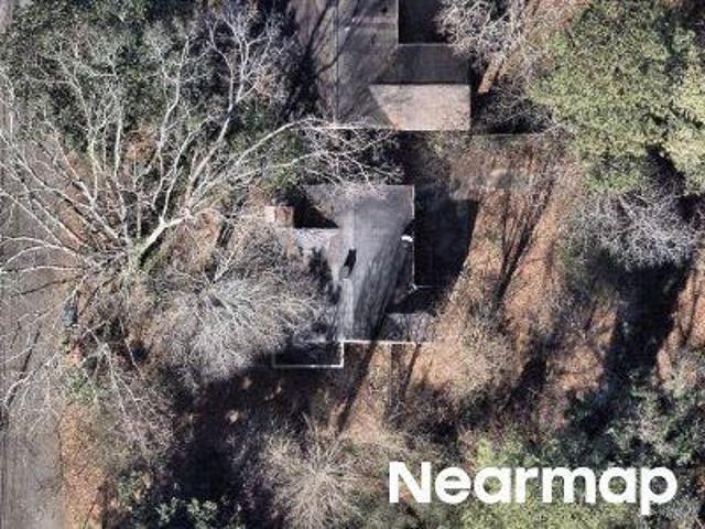 Westmont Rd SW