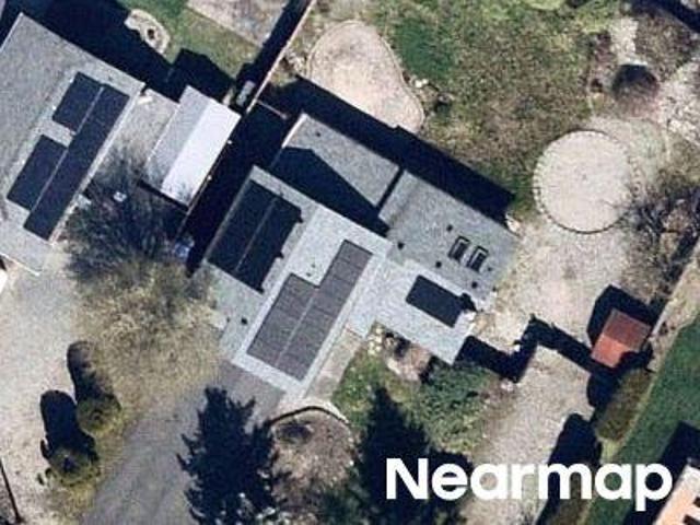 Westmore Dr E