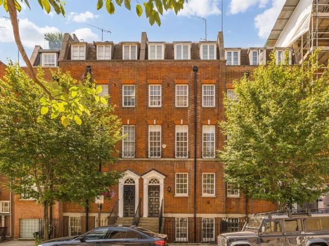 Westmoreland Street, London W1G 3 bed house to rent £15,000 pcm £3,462 pw