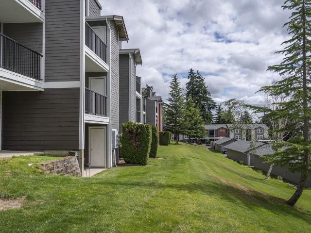 Westminster Towers 2 Bedroom Apartment for Rent at 10925 Park Ave S, Parkland, WA 98444 Parkland