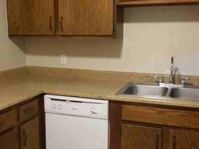 Westminster Gardens 1 Bedroom Apartment for Rent at 1821 Westminster St, Denton, TX 76205 Southridge