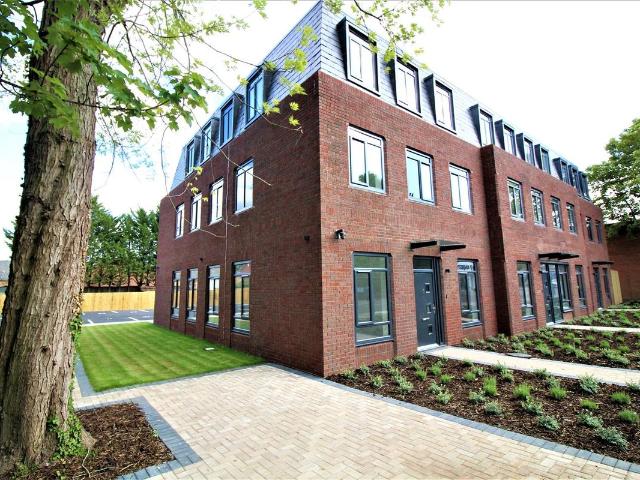Westminster House, Fleet GU51, Room to rent, £1,250 pcm | PrimeLocation