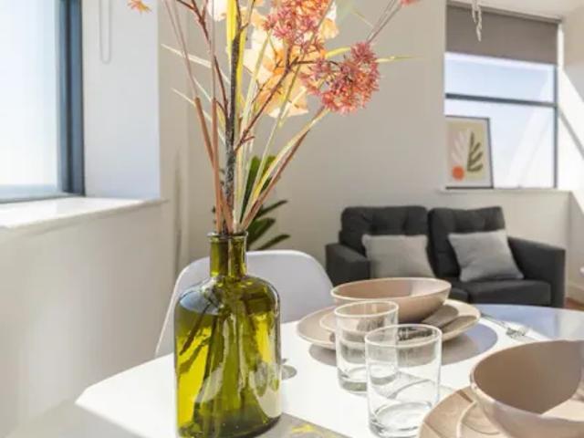 Westpoint, 501 Chester Road, Manchester, M16 9HU, United Kingdom | 1 bed apartment for rent #166487140 | Rentberry