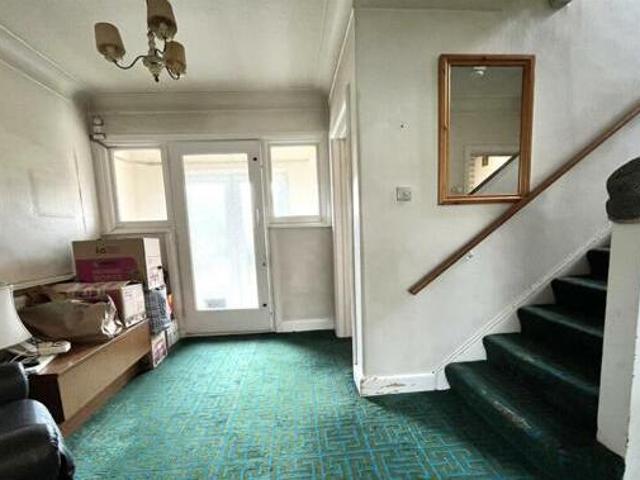 Westpole Avenue, Cockfosters, 3 Bedroom House