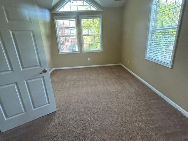 Westport Woods, LLC 3 Bedroom Apartment for Rent at 4500 Westport Woods Ln, Louisville, KY 40245