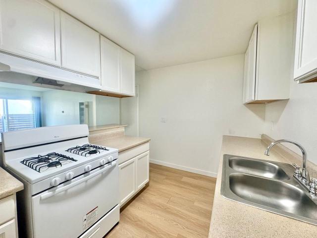 Westpark Apartments 2 Bedroom Apartment for Rent at 6952 Westpark Pl, Westminster, CA 92683 Westminster