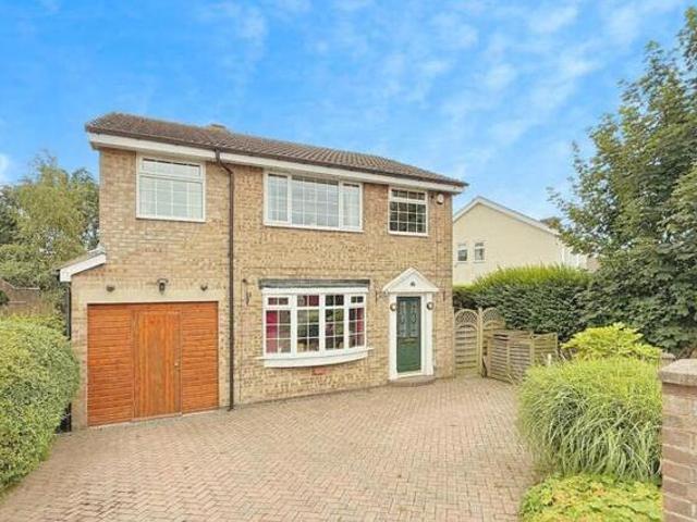 Westroyd Crescent, Pudsey, 4 Bedroom Detached