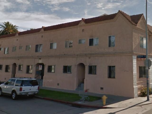 west/red 2 Bedroom Apartment for Rent at 5212 5212 5218 1/2 Westhaven St. & 2700 S. Redondo Blvd Los Angeles, CA 90016 West Adams