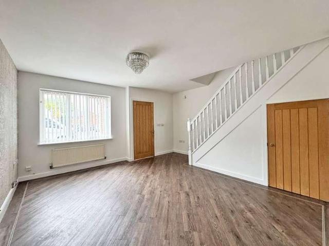 Westridge Chase, Royton, OL2