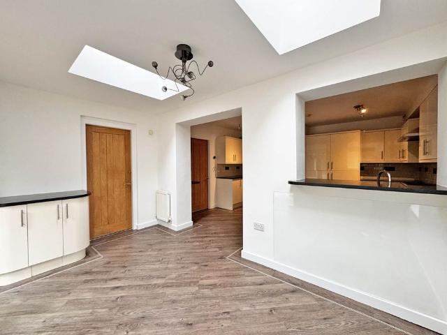 Westridge Chase, Royton