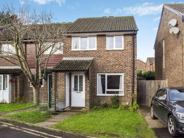 Westrup Close, Oxford OX3, 3 bed end terrace house to rent, £1,800 pcm | PrimeLocation