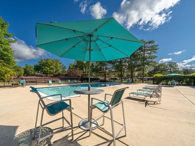 Westwood Village Apartments 2 Bedroom Apartment for Rent at 37830 Westwood Cir, Westland, MI 48185 Westland