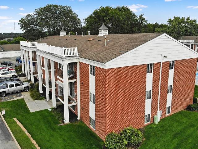Westwood Apartments 1 Bedroom Apartment for Rent at 11517 Westwood Ln, Omaha, NE 68144 Prairie Lane