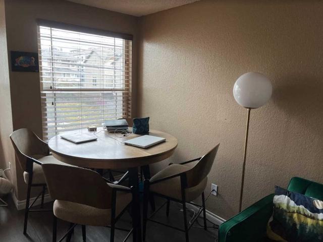 Westwood Apartments 2 Bedroom Apartment for Rent at 4327 8th Ave Ne, Seattle, WA 98105 University District